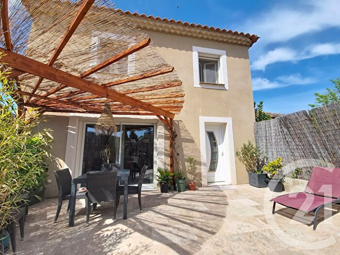 Maison 4 pièces à vendre à Mouriès