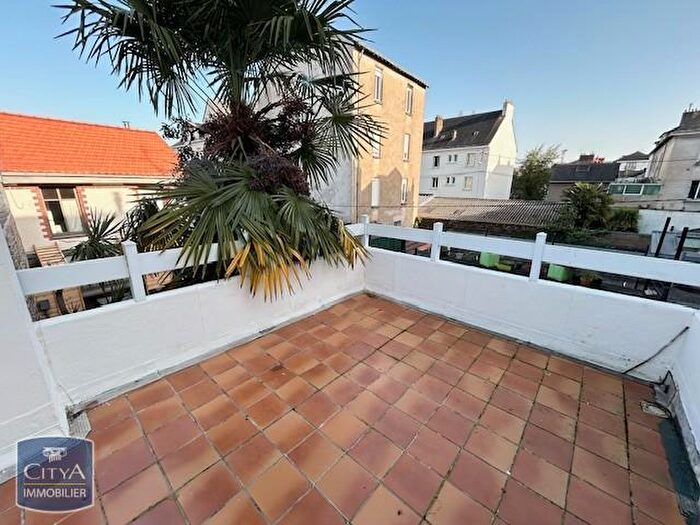 Appartement à louer - Nantes, Saint-Clément, Jardin des plantes, Caserne Lamoricière - 3 pièces - 2 chambres