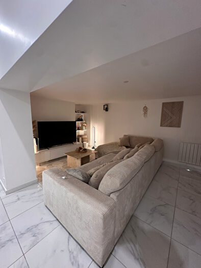 Appartement à louer - Chaumontel - 2 pièces - 1 chambre