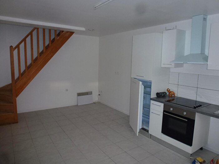 Appartement à louer - Puisseguin - 2 pièces - 1 chambre