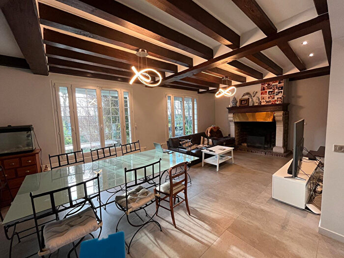 Maison à louer - Ablon-sur-Seine - 8 pièces - 3 chambres