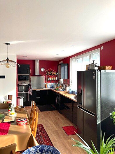 Bourges, Aéroport, Vauvert, Pierrelay, Pissevieille : Appartement 4 pièces à louer