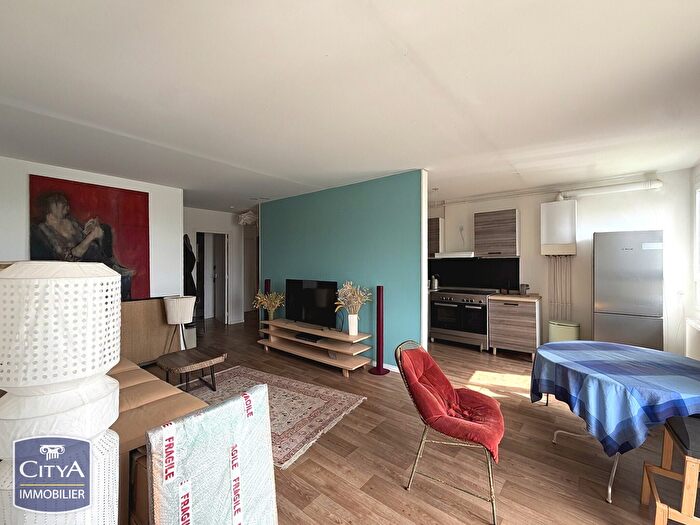 Appartement 4 pièces à Fougères, Forairie, Cotterêts, à vendre