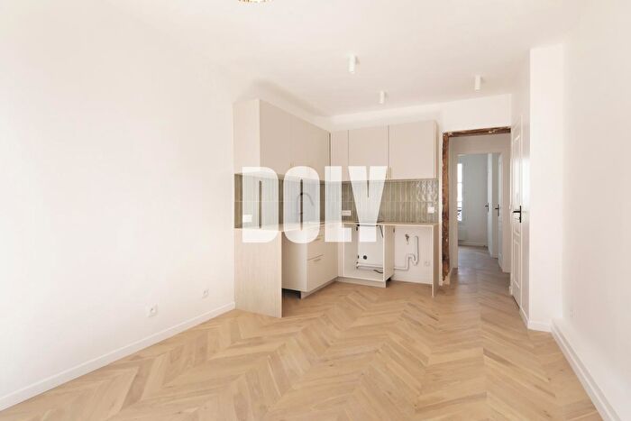 Appartement 2 pièces à vendre à Paris 20ème, Gambetta