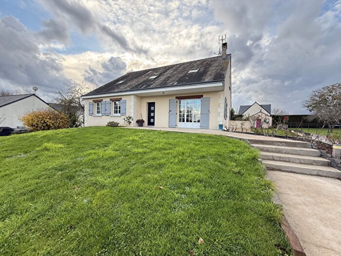 Maison à vendre - Les Essards - 8 pièces - 6 chambres