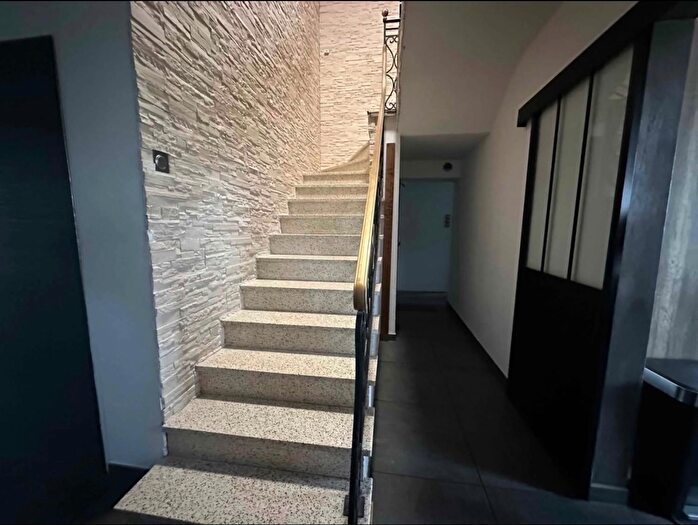 Maison à vendre - Sin-le-Noble, Centre-ville - 10 pièces - 5 chambres