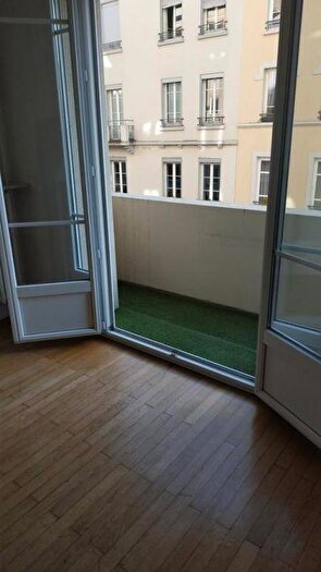 Appartement à louer - Brotteaux, Lyon ème - 3 pièces - 2 chambres