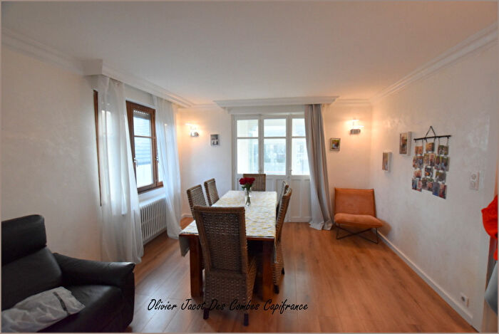 Maison à vendre - Étupes - 5 pièces - 4 chambres