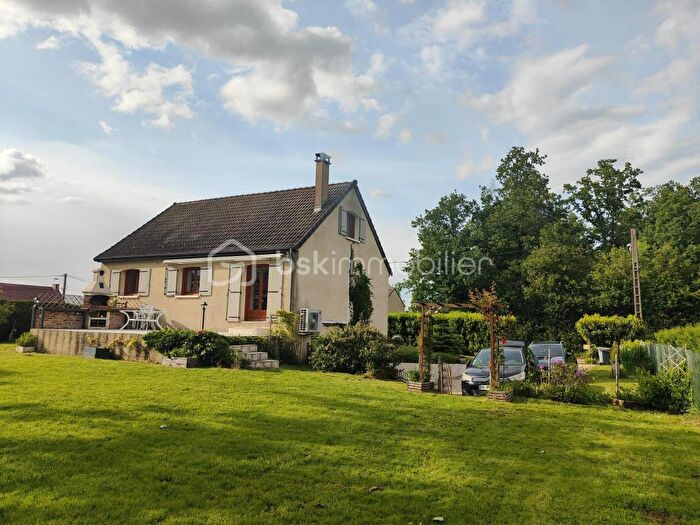 Ouanne : Maison 4 pièces à vendre