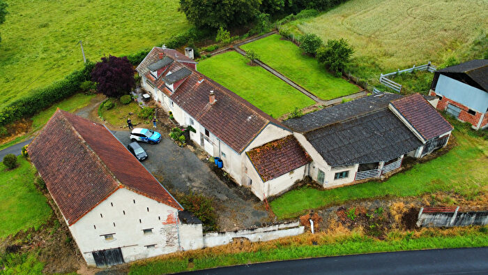 Maison à vendre - Cuzy - 12 pièces - 4 chambres