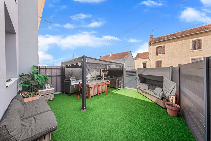 Maison 8 pièces à Saint-Vallier, à vendre