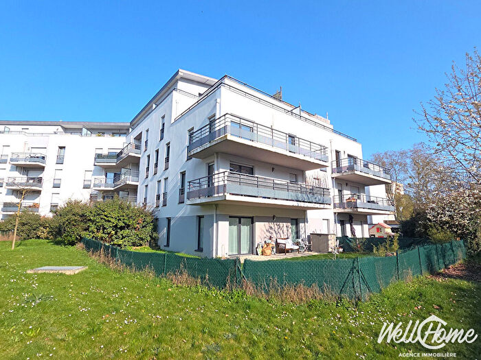 Appartement à vendre - Saint-Ouen-lAumône, Centre-ville, Prairie - 3 pièces - 2 chambres