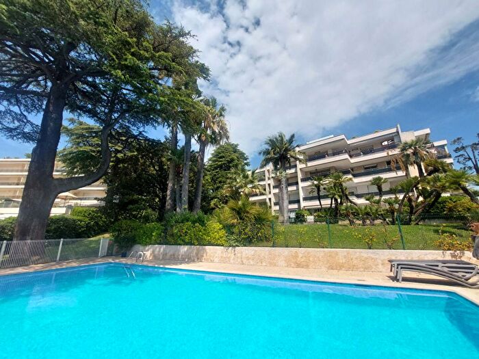 Cannes, Croix des Gardes - Appartement 2 pièces à vendre