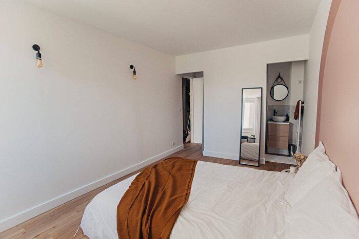 Appartement à louer - Bois de la Grille, Guyancourt - 6 pièces - 1 chambre