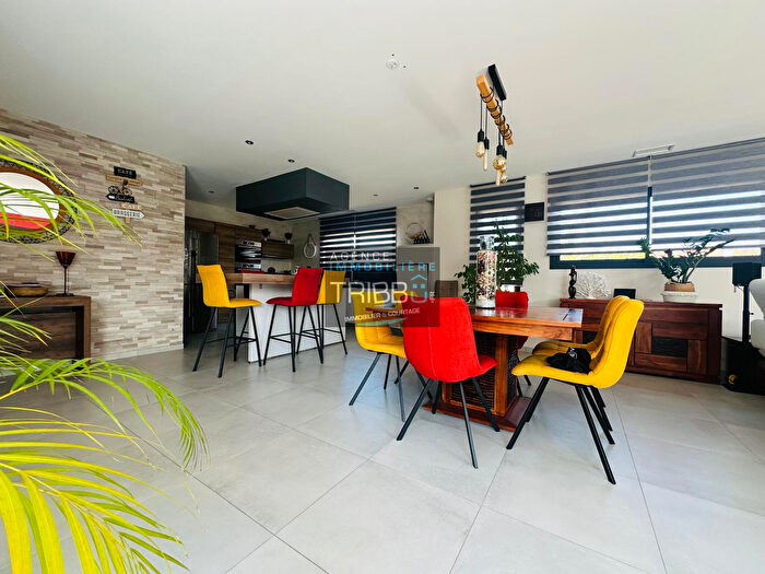 Maison à vendre - Thuir - 4 pièces - 3 chambres