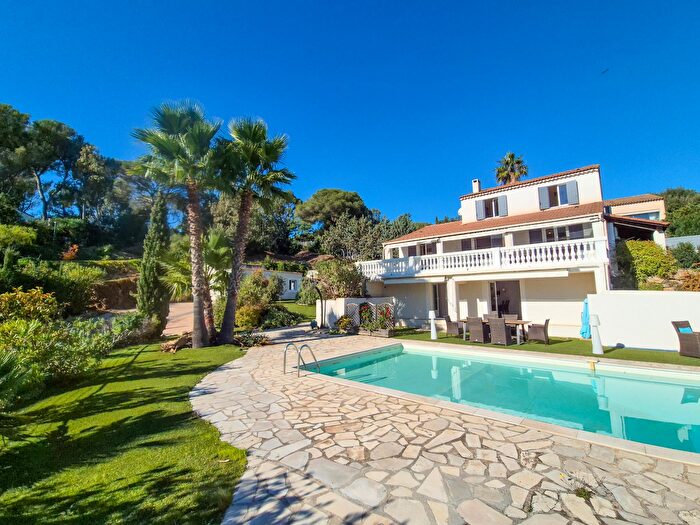 Maison 11 pièces à La Croix-Valmer, à vendre