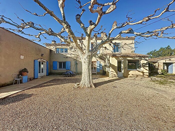 Maison à vendre - Beaucaire, Route de Bellegarde, Plâteau Saint-Roman - 12 pièces - 6 chambres