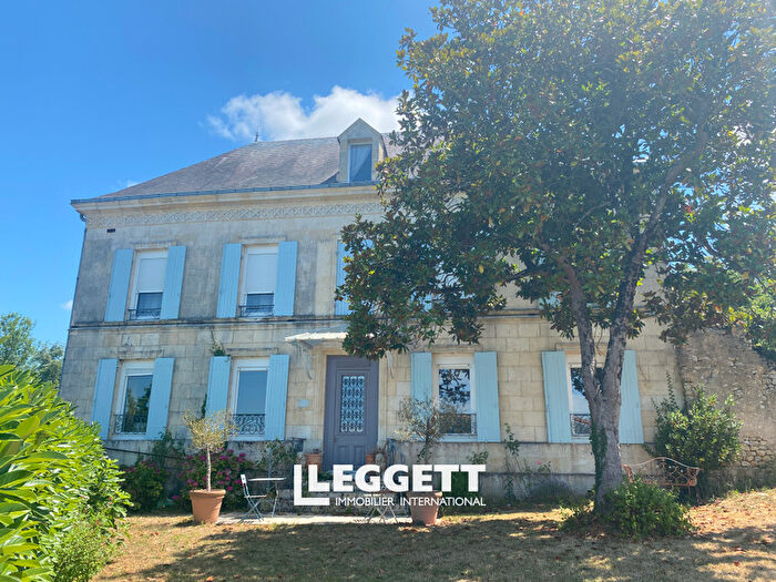 Maison à vendre - Saint-Thomas-de-Conac - 10 pièces - 6 chambres