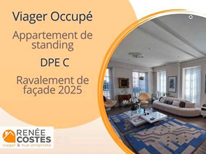 Appartement à vendre - Pau, Centre-ville - 4 pièces - 2 chambres