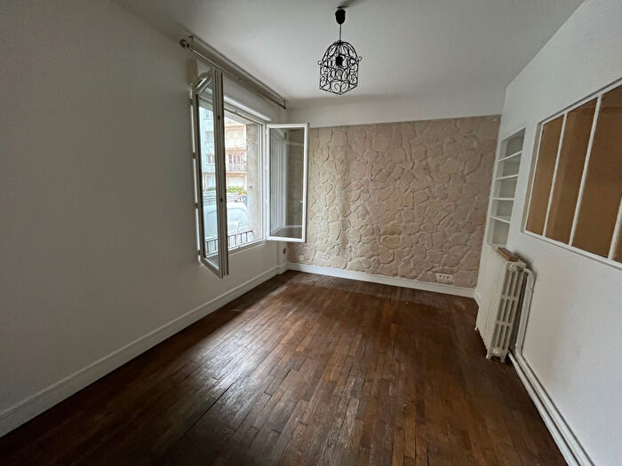 Appartement à vendre - Les Lilas, Centre-ville, Romain, Rolland - 3 pièces - 2 chambres