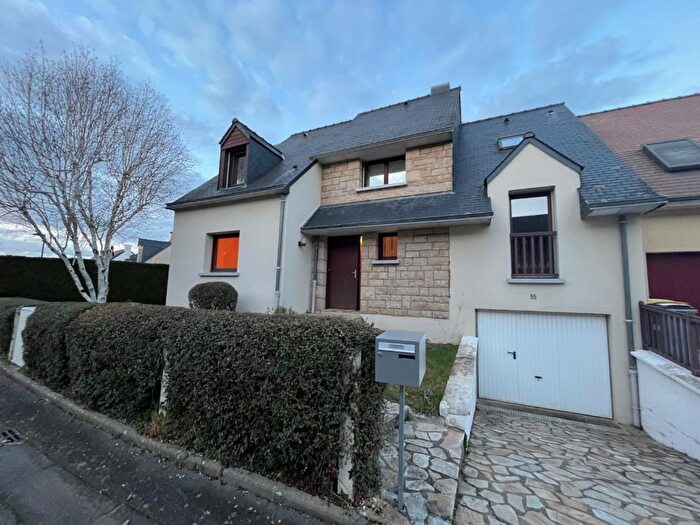 Maison 6 pièces à Quartiers Sud-Est, La Poterie, à louer
