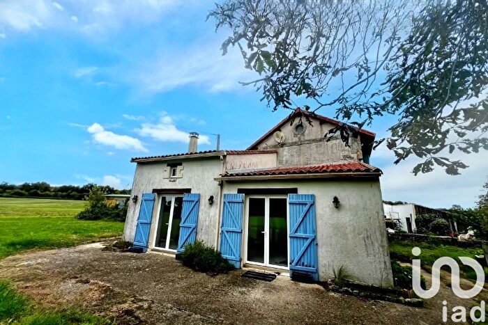 Maison à vendre - Cravans - 5 pièces - 4 chambres