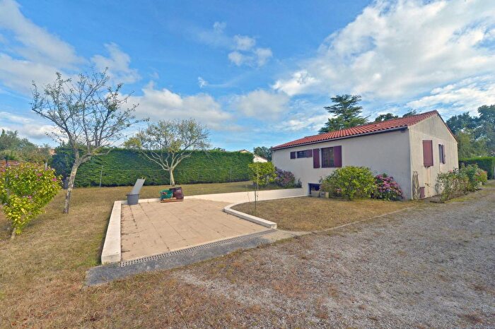 Maison à vendre - Breuillet - 5 pièces - 3 chambres