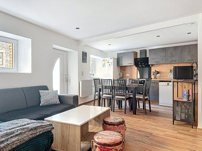 Maison 4 pièces à Olloix, à vendre