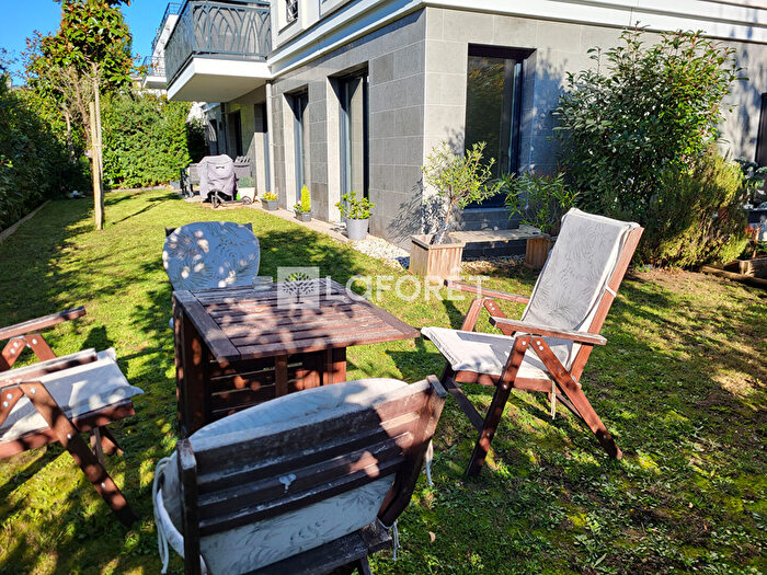 Appartement à vendre - Rueil-Malmaison, Mont Valerien - 4 pièces - 3 chambres