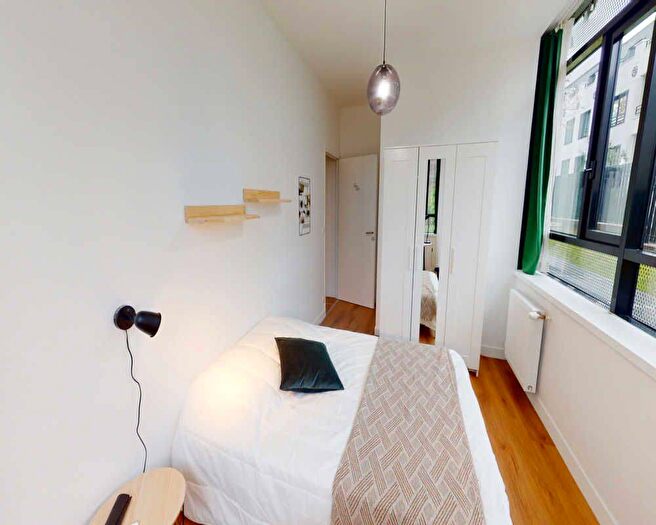 Appartement 7 pièces à louer - Garches