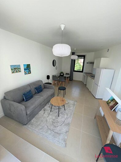 Appartement à louer - Saint Charles, Marseille er arrondissement - 3 pièces - 2 chambres