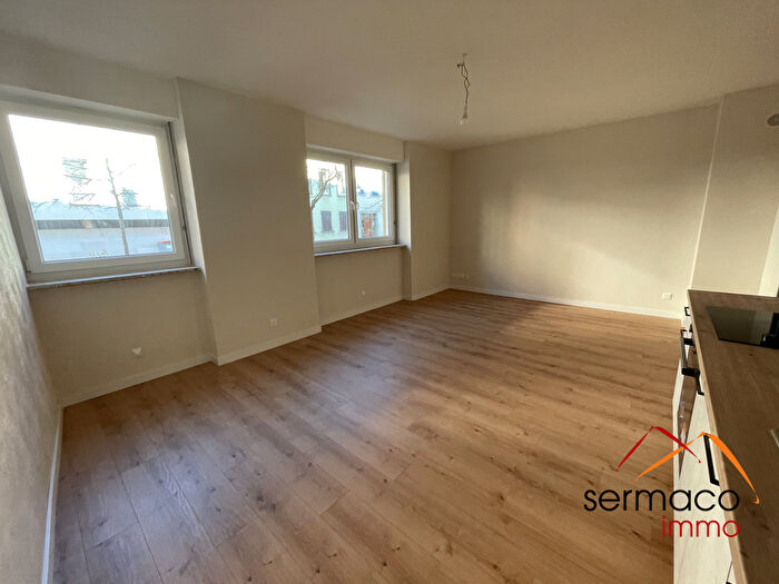 Appartement à louer - Sarreguemines - 2 pièces - 1 chambre