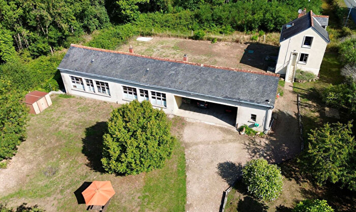 Maison à vendre - Roiffé - 4 pièces - 2 chambres