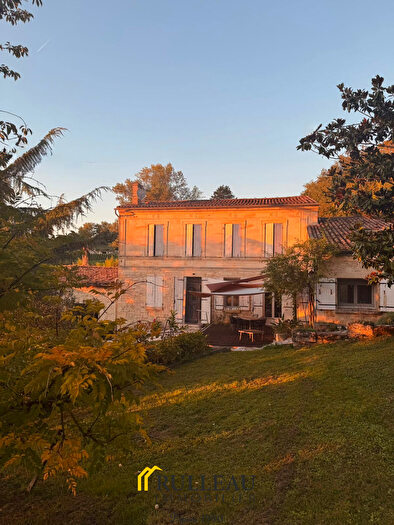 Maison à vendre - La Rivière - 7 pièces - 6 chambres