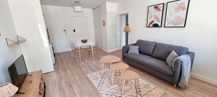 Appartement à louer - Trois Quartiers-Centre Ville, Poitiers - 2 pièces - 1 chambre