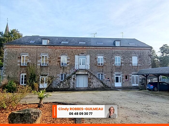 Maison à vendre - Tinchebray - 11 pièces - 6 chambres