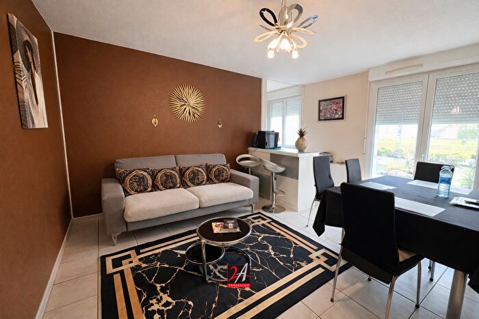 Appartement à vendre - Rumilly, Les Collines, Nord - 3 pièces - 1 chambre