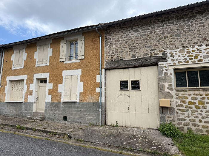 Maison 4 pièces à vendre à Razès