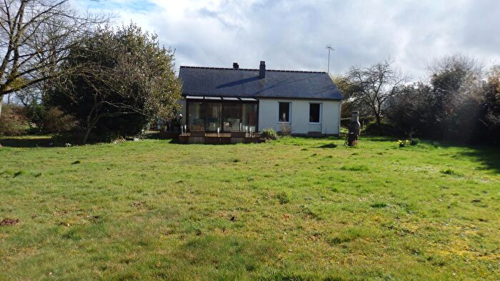 Maison à vendre - Lanvollon - 4 pièces - 3 chambres