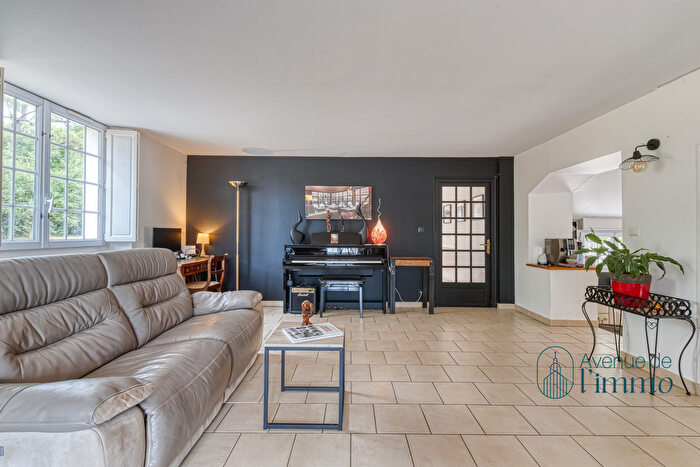 Maison à vendre - Écouflant - 7 pièces - 4 chambres