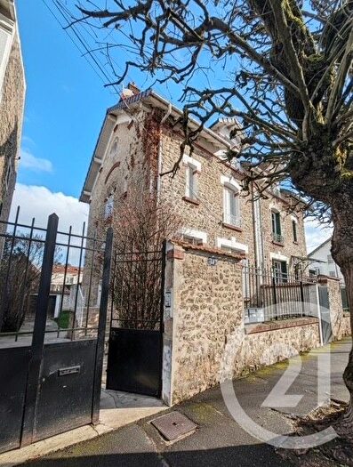 Appartement à louer - Meaux, Centre-ville, Cathédrale - 2 pièces - 1 chambre