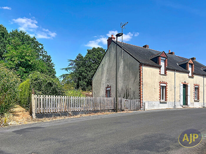 Maison 6 pièces à vendre à Combrée