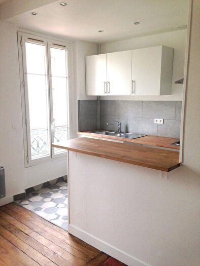 Appartement à louer - Manin-Jaurès, Paris ème arrondissement - 2 pièces - 1 chambre