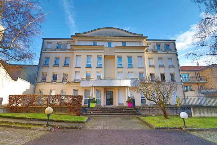 Appartement à vendre - Châlons-en-Champagne, Centre-ville - 2 pièces - 1 chambre