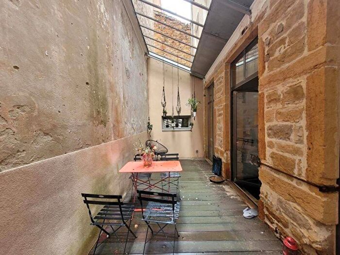 Appartement à louer - Brotteaux, Lyon ème arrondissement - 3 pièces - 2 chambres