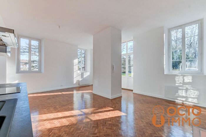 Appartement à louer - Gragnague - 2 pièces - 1 chambre
