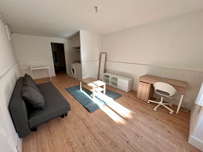 Appartement à louer - Toulouse, Busca, Jardin des plantes, Port Saint-Sauveur - 2 pièces - 1 chambre