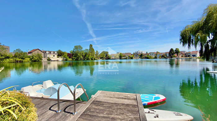 Maison 6 pièces à Viry-Châtillon, Port, Aviation, à vendre