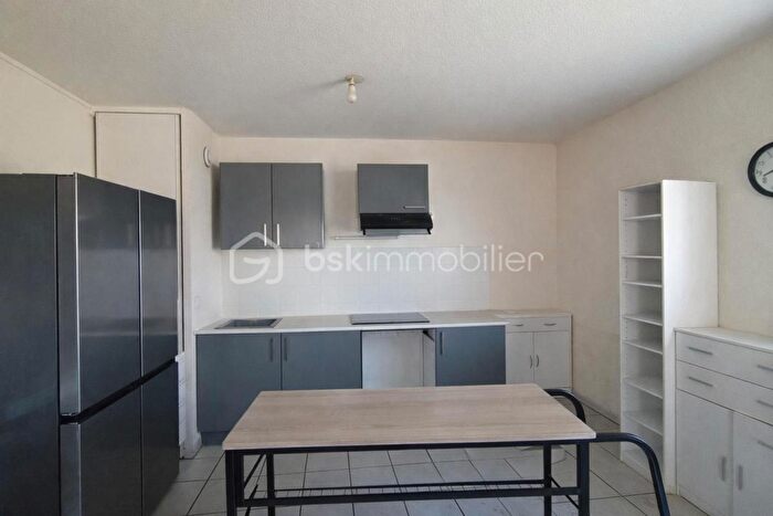 Appartement à vendre - Lisieux, Trevett, Quatre Sonnettes - 3 pièces - 2 chambres