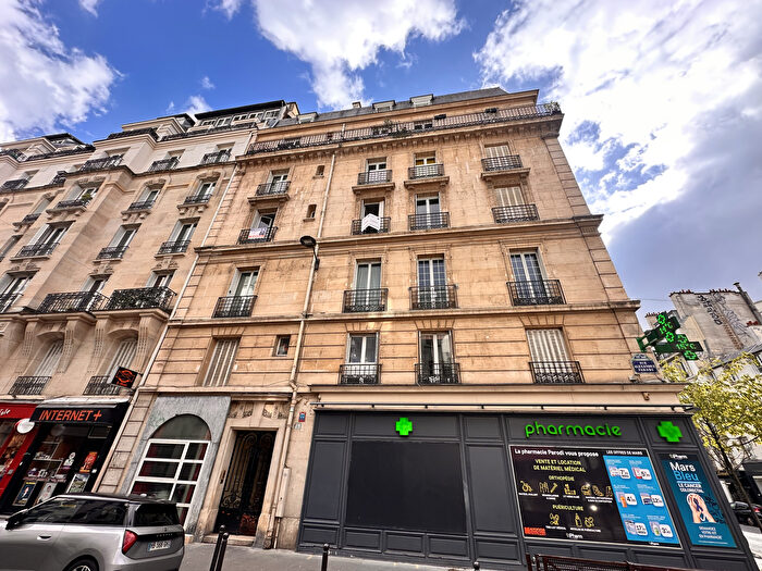 Appartement à vendre - Paris e , Canal Saint-Martin, Jemmapes - 3 pièces - 2 chambres